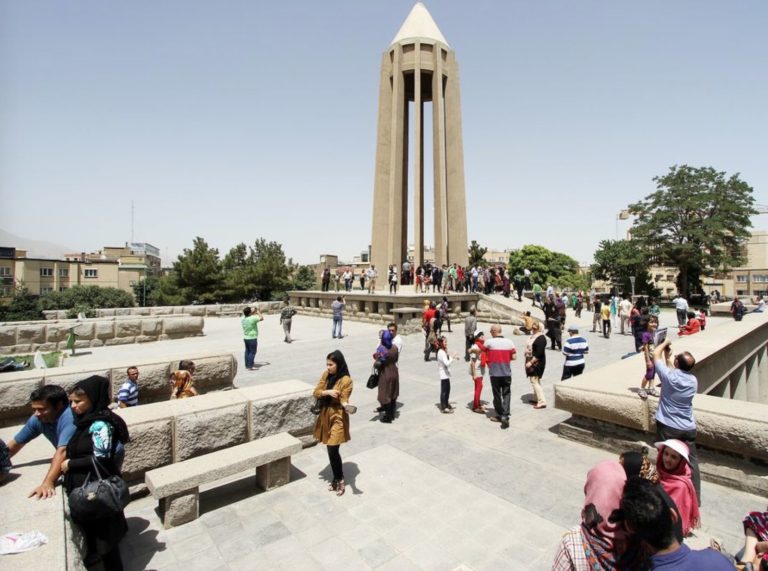 Hamadan, la antigua Ecbatana - Irán Turismo